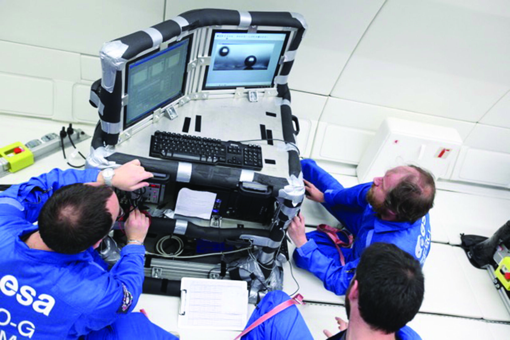 [LA TETE DANS LES LABOS] Entretien avec Eric Climent directeur de l ...